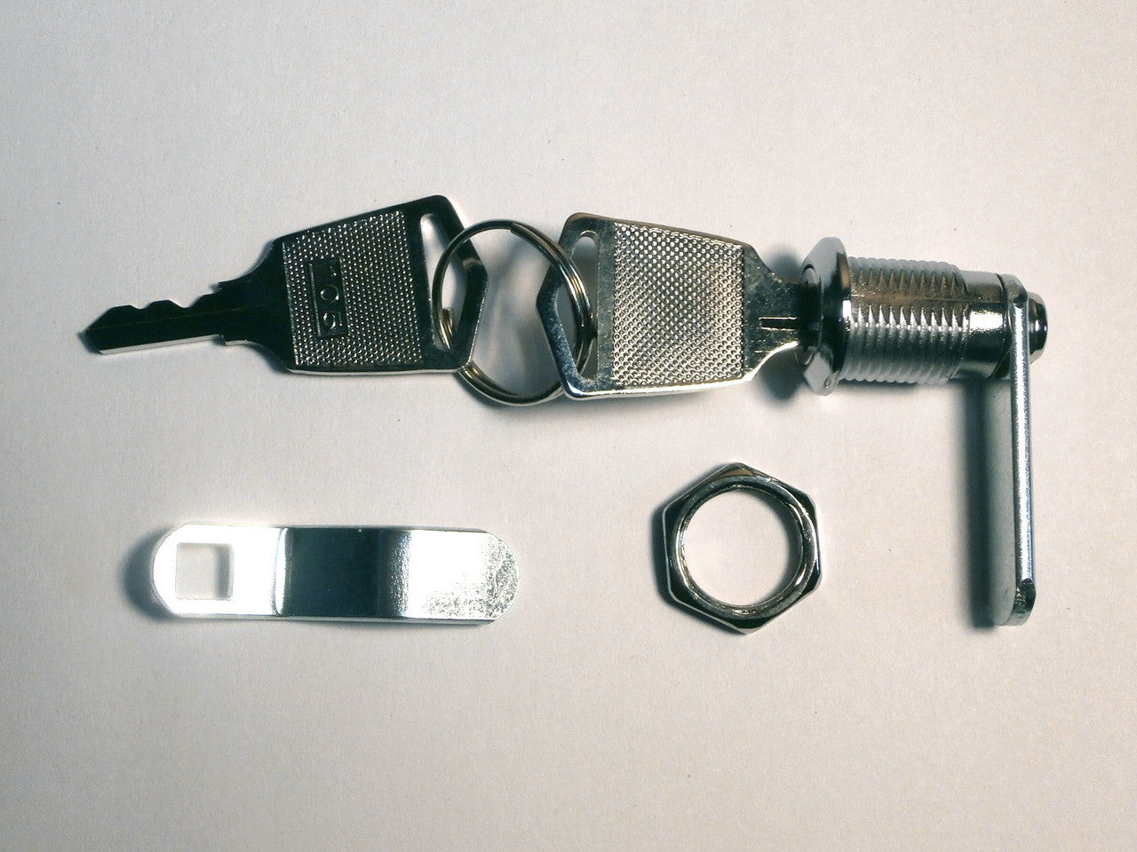 Universal Lock & Key Set for Master Spa Stereo Enclosure – SuntekOnline